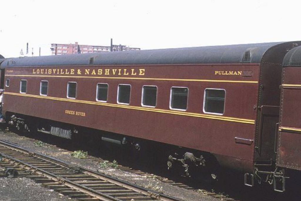 RailSmith- 'GREEN RIVER' L&N Sleeper – Lowell Smith Signature Series